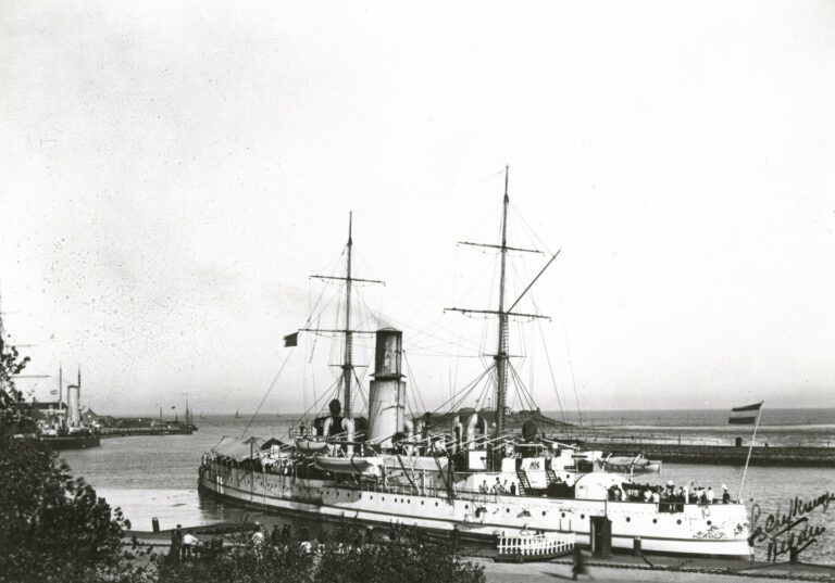 Dutch Cruisers (1877 – 1974) – Historic Warships