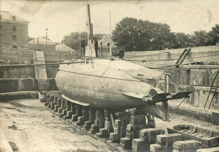 Dutch Submarines (1913 – 2025) – Historic Warships