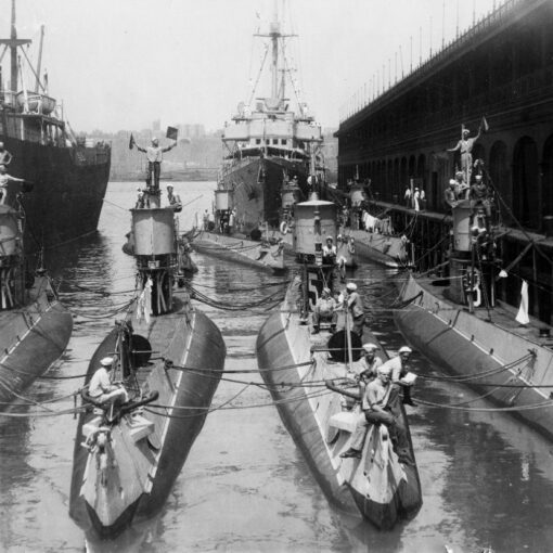 United States Submarines – Historic Warships